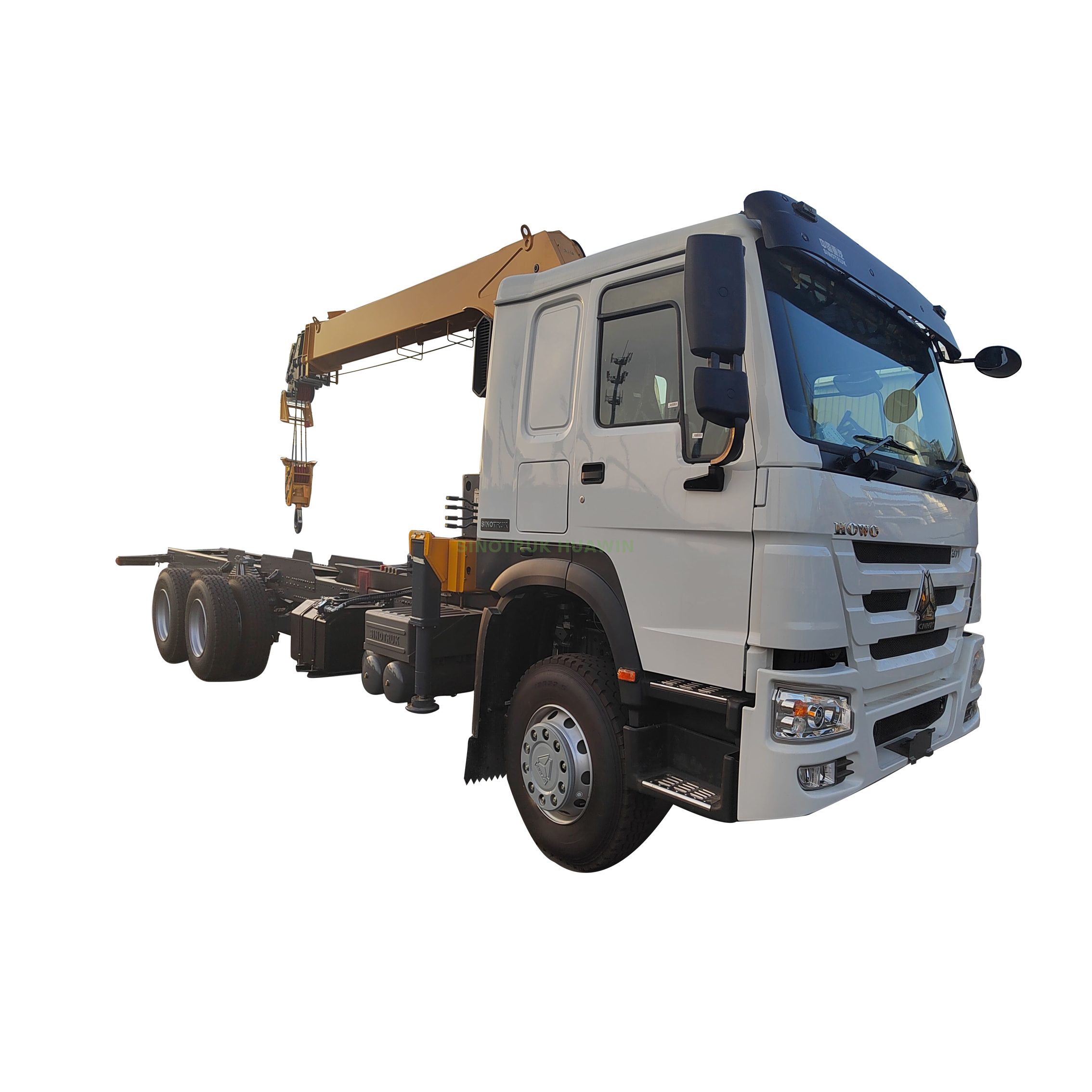 HOWO 6×4 crane truck with 10 ton telescopic crane